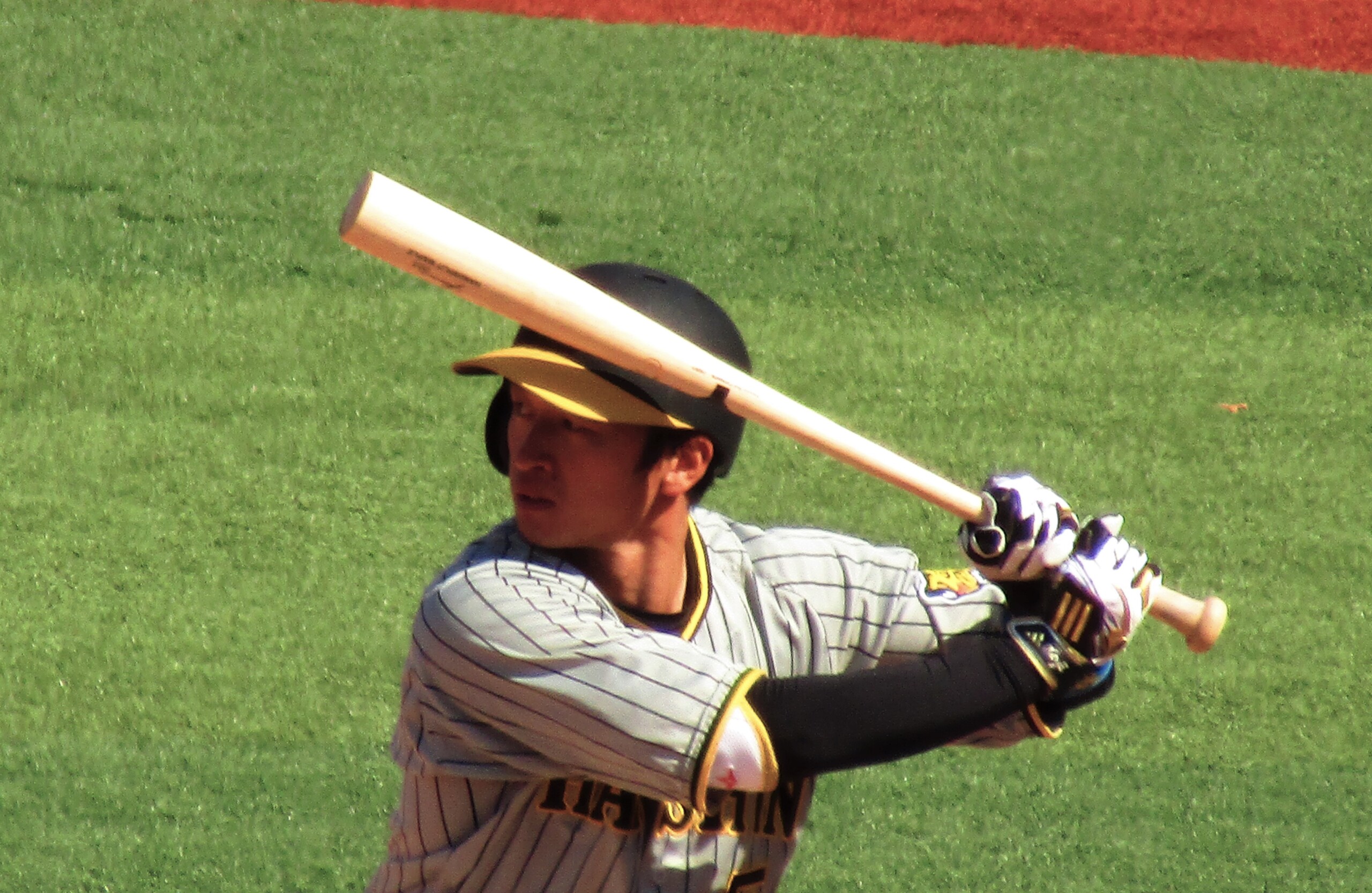 2つのSNS投稿を巡って起きた巨人高梨の“炎上騒ぎ”は「申し訳なかった」の阪神近本への謝罪で解決に向かうのか…誹謗中傷も – 本格スポーツ議論ニュースサイト「RONSPO」