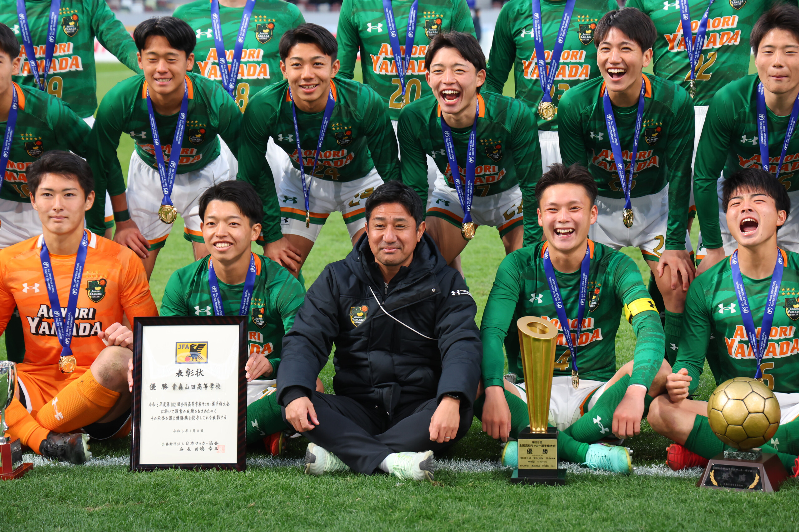 「継承と革新」Jリーグ転身の黒田氏からバトン受けた正木新監督がロングスロー批判をものともせず青森山田を頂点に導けた理由とは？ – 本格スポーツ議論ニュースサイト「RONSPO」