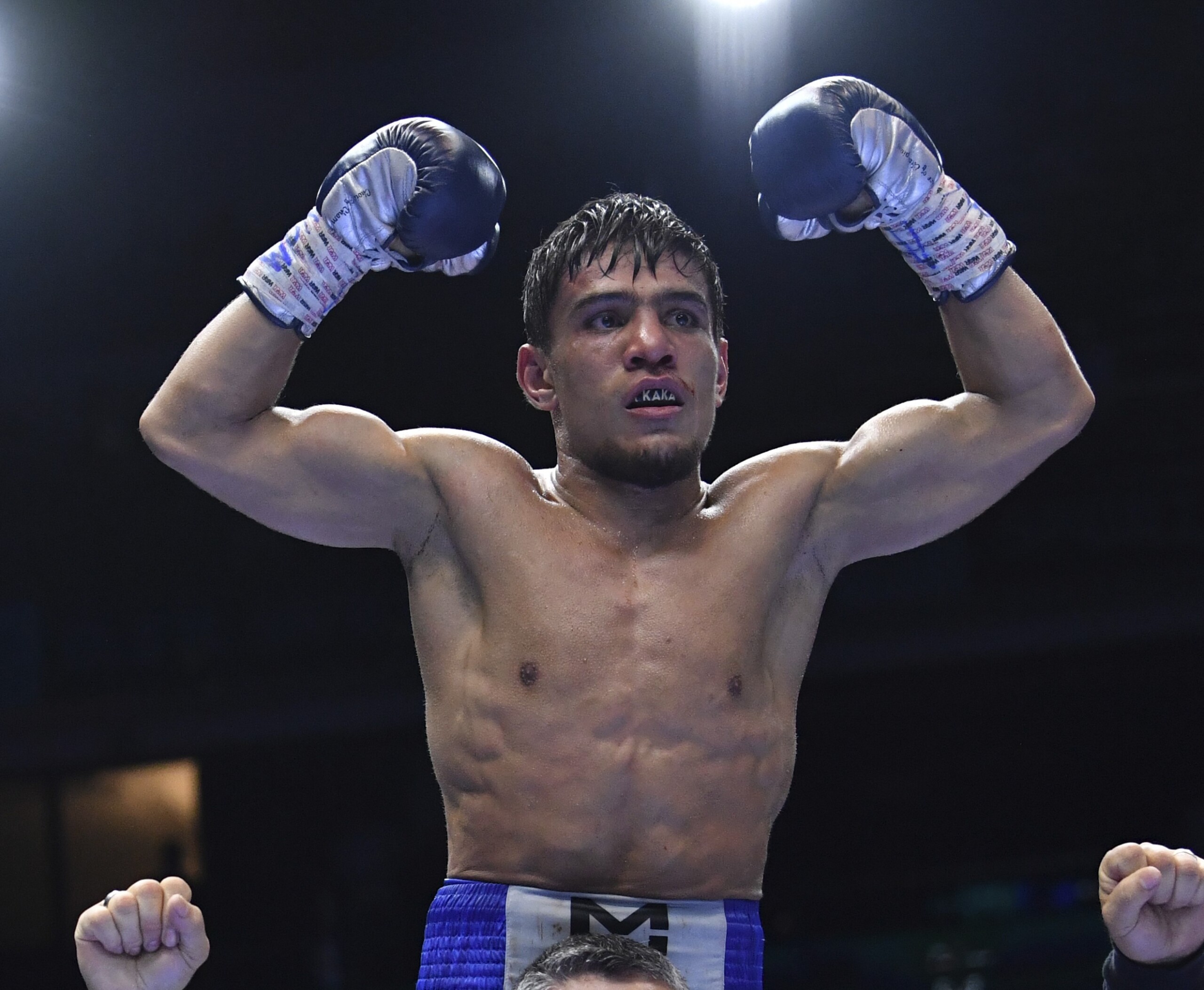 「なぜだ？井上尚弥は戦いを避けている。言い訳を聞くのもバカらしい」WBA暫定王者アフマダリエフがモンスターをまた過激に挑発…12月サウジで対戦予定だがプロモーターは王座剥奪を示唆 – ページ ...