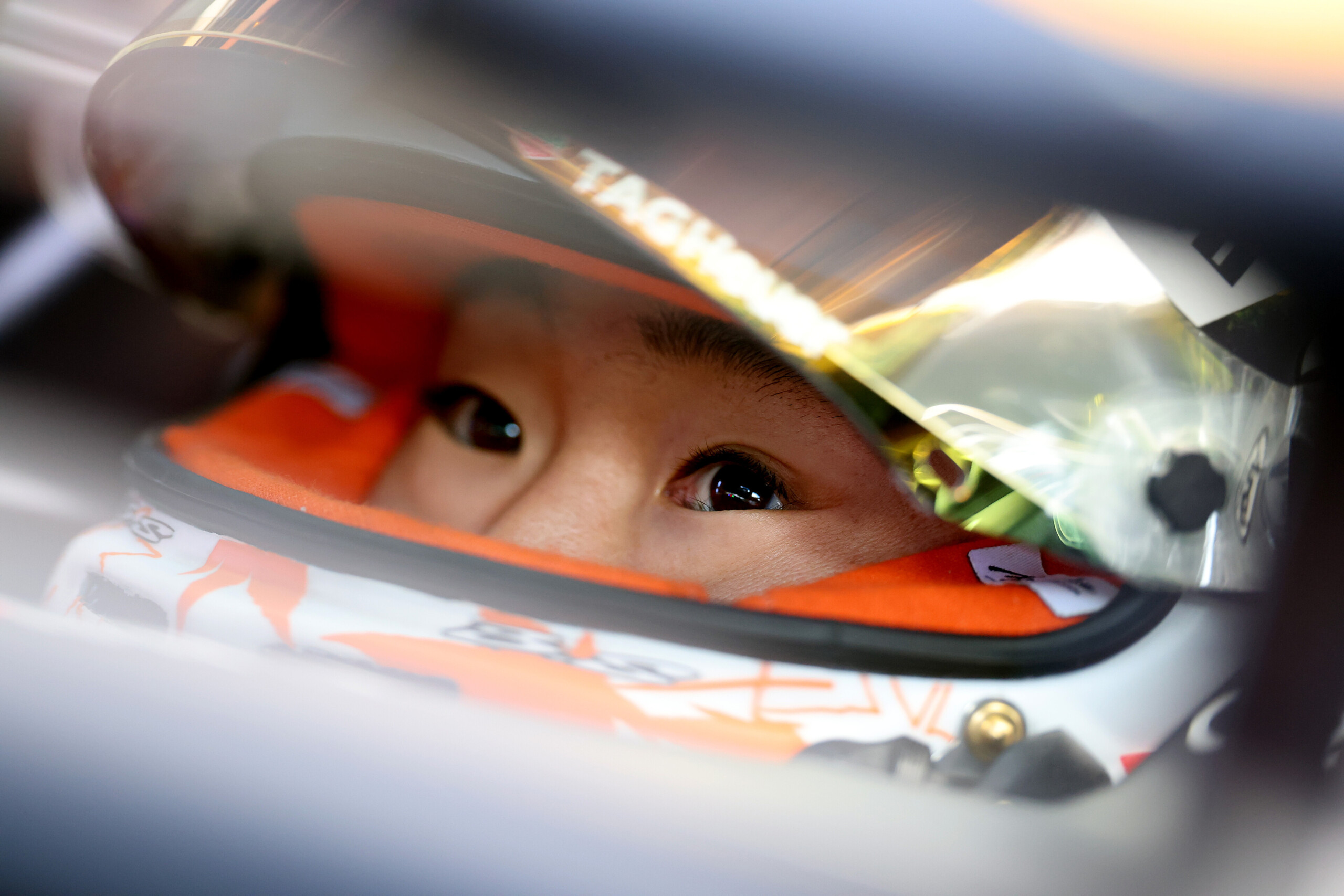 「かなりずさんなミス」レッドブル角田裕毅のクラッシュを海外メディアが「最悪の結末」「彼はきっと後悔する」と酷評…サウジGPフリー走行2回目で6番手も本人は無線で「みんなごめん」 – 本格 ...