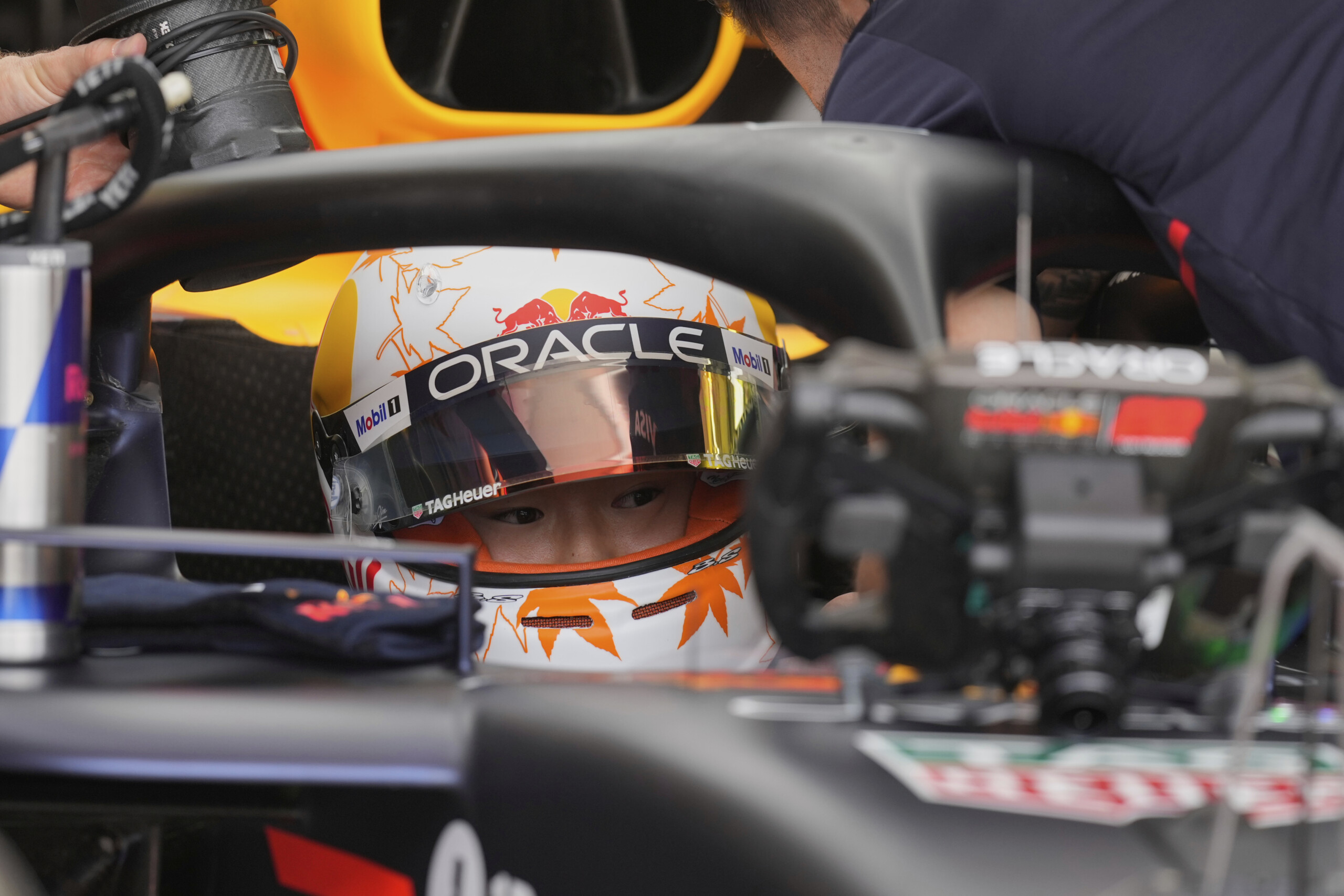 「このマシンはとにかく難しい」レッドブル角田裕毅が違反でのタイム取り消し、赤旗中断を乗り越えて予選10位…ドイツメディアは「初めての小さな達成感」とQ3進出を評価 – 本格スポーツ議論ニュース ...