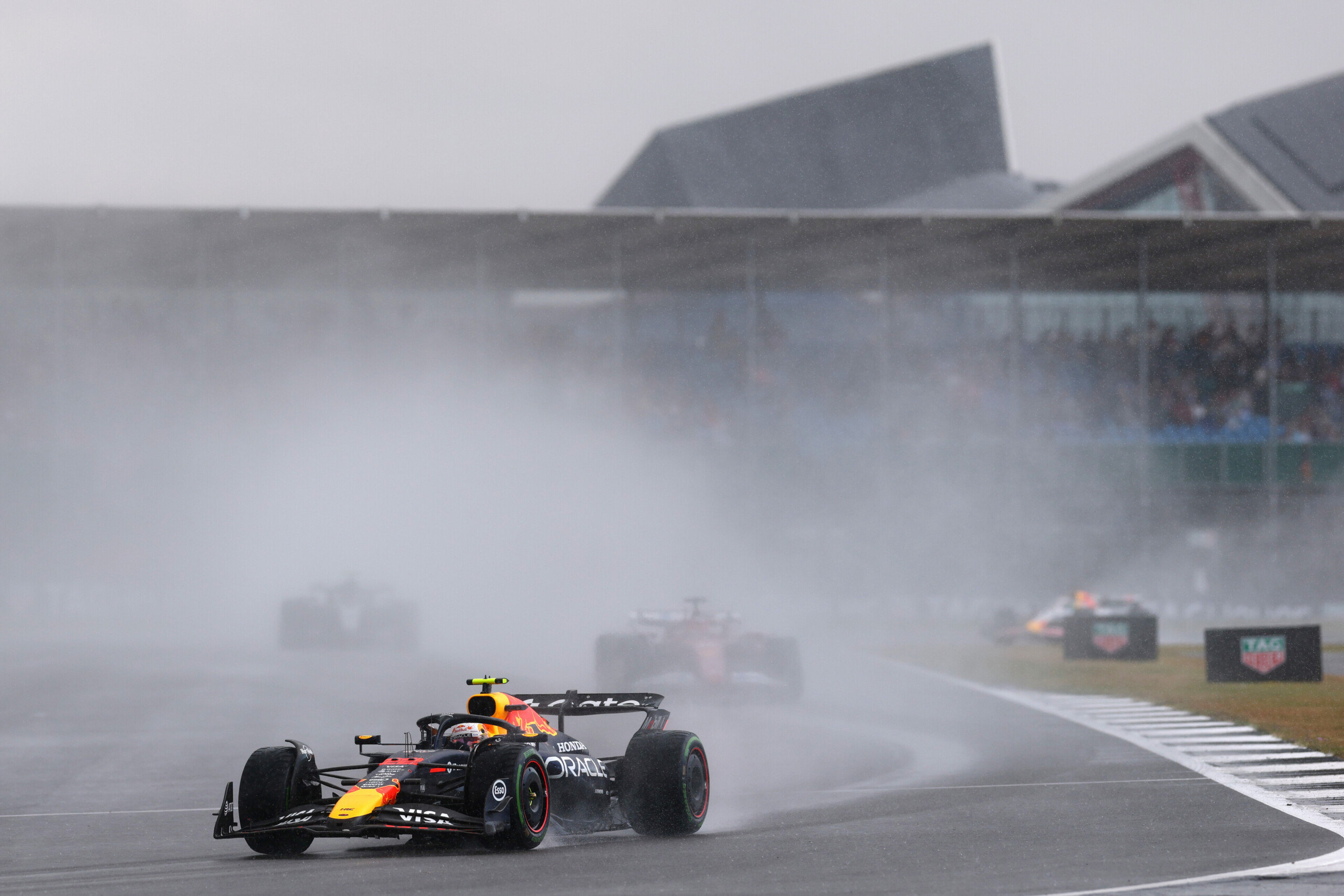 「なぜか僕だけが極端に遅く頭が混乱」角田裕毅が雨の英国GP決勝で2戦連続の屈辱の最下位に沈み困惑…海外メディアは「改善の兆しが見えない」と激辛評価 – 本格スポーツ議論ニュースサイト「RONSPO」