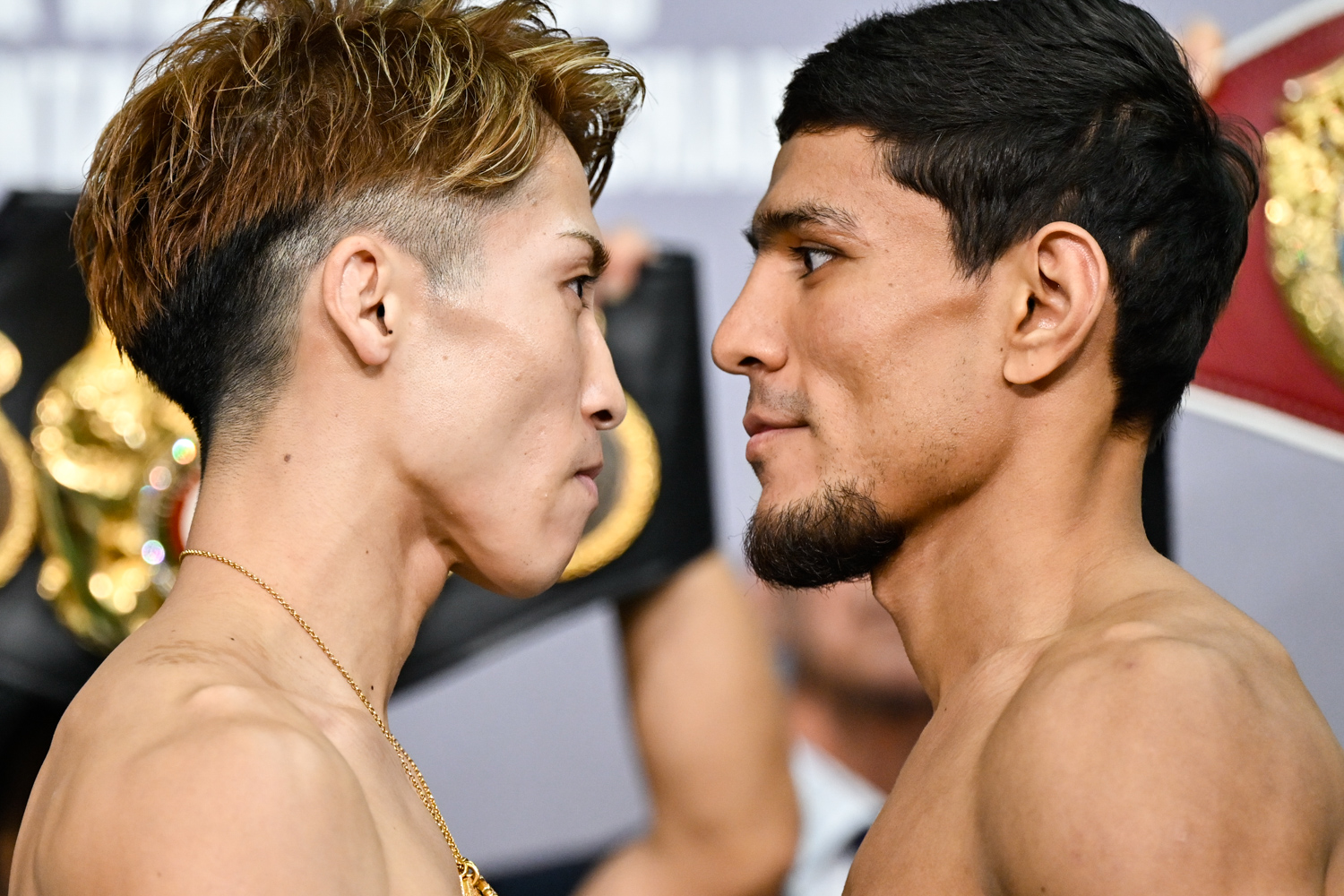 【映像】「凄い肉体」井上尚弥vsアフマダリエフの前日計量フェイスオフ – 本格スポーツ議論ニュースサイト「RONSPO」